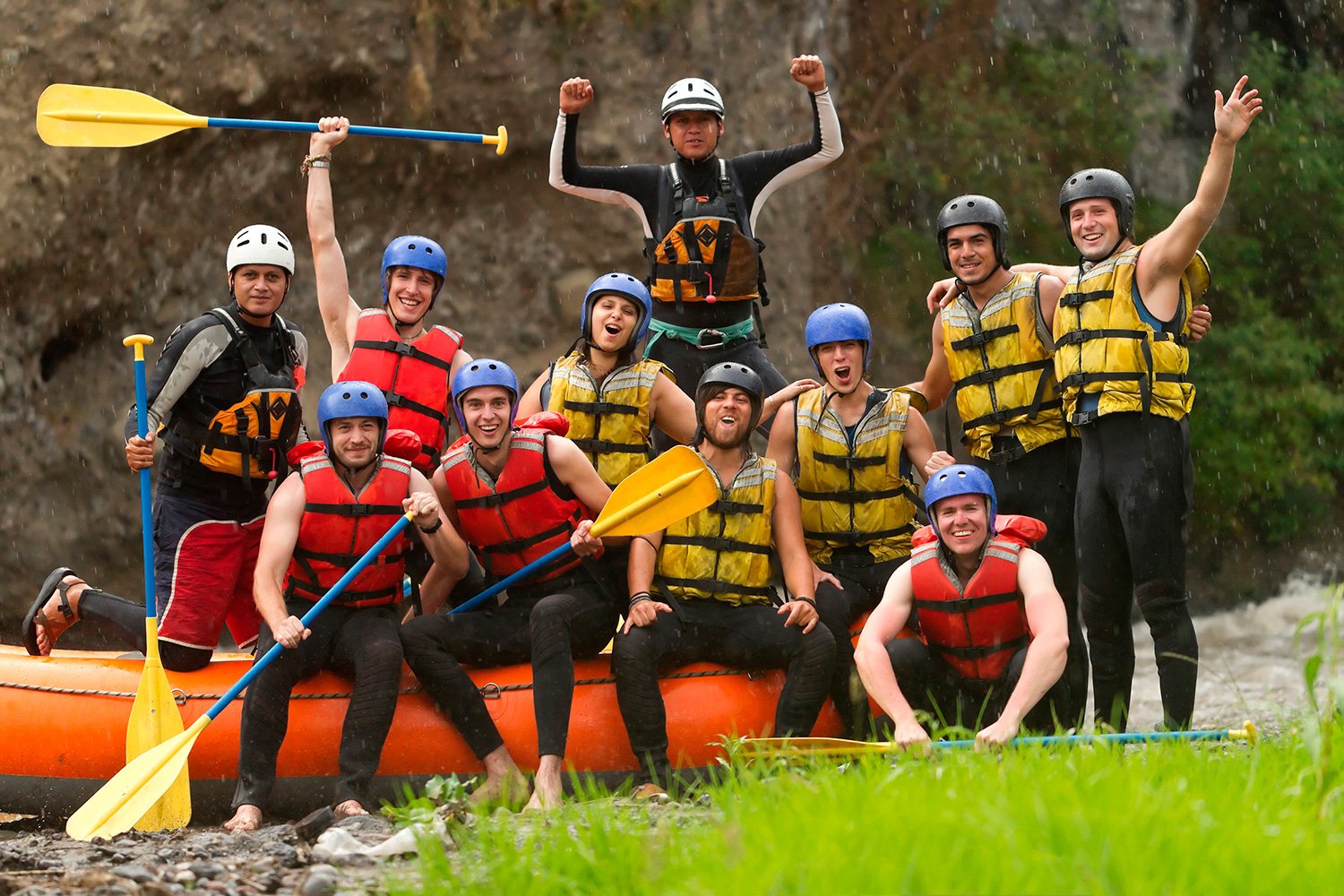 Rafting the Chilean Maipo River - Cascada Expediciones