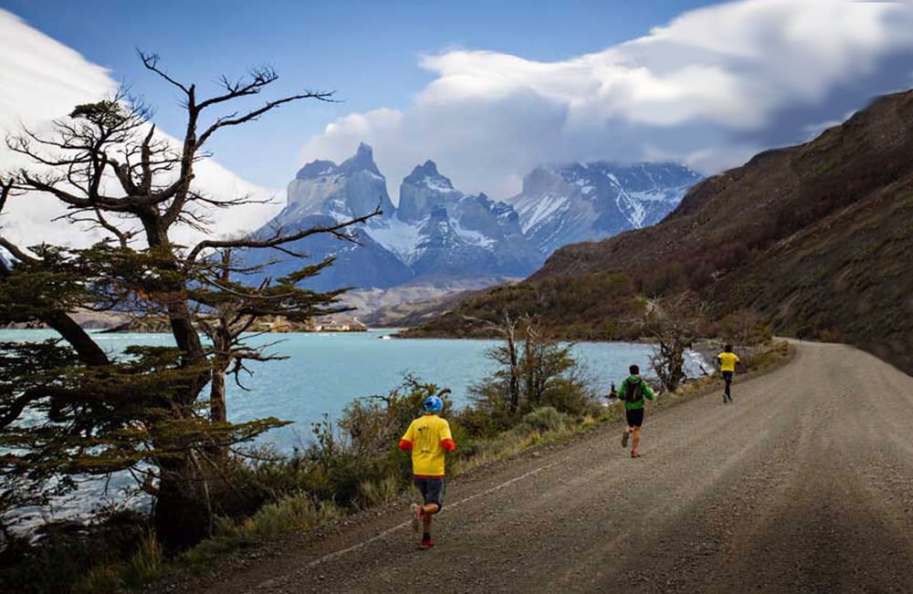 Patagonian International Marathon Runners - Cascada Expediciones